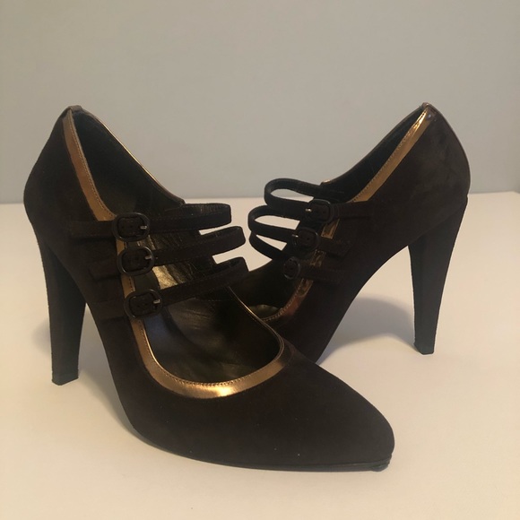 Stuart Weitzman | Shoes | Stuart Wietzman Browngold Maryjane Suede Heel ...